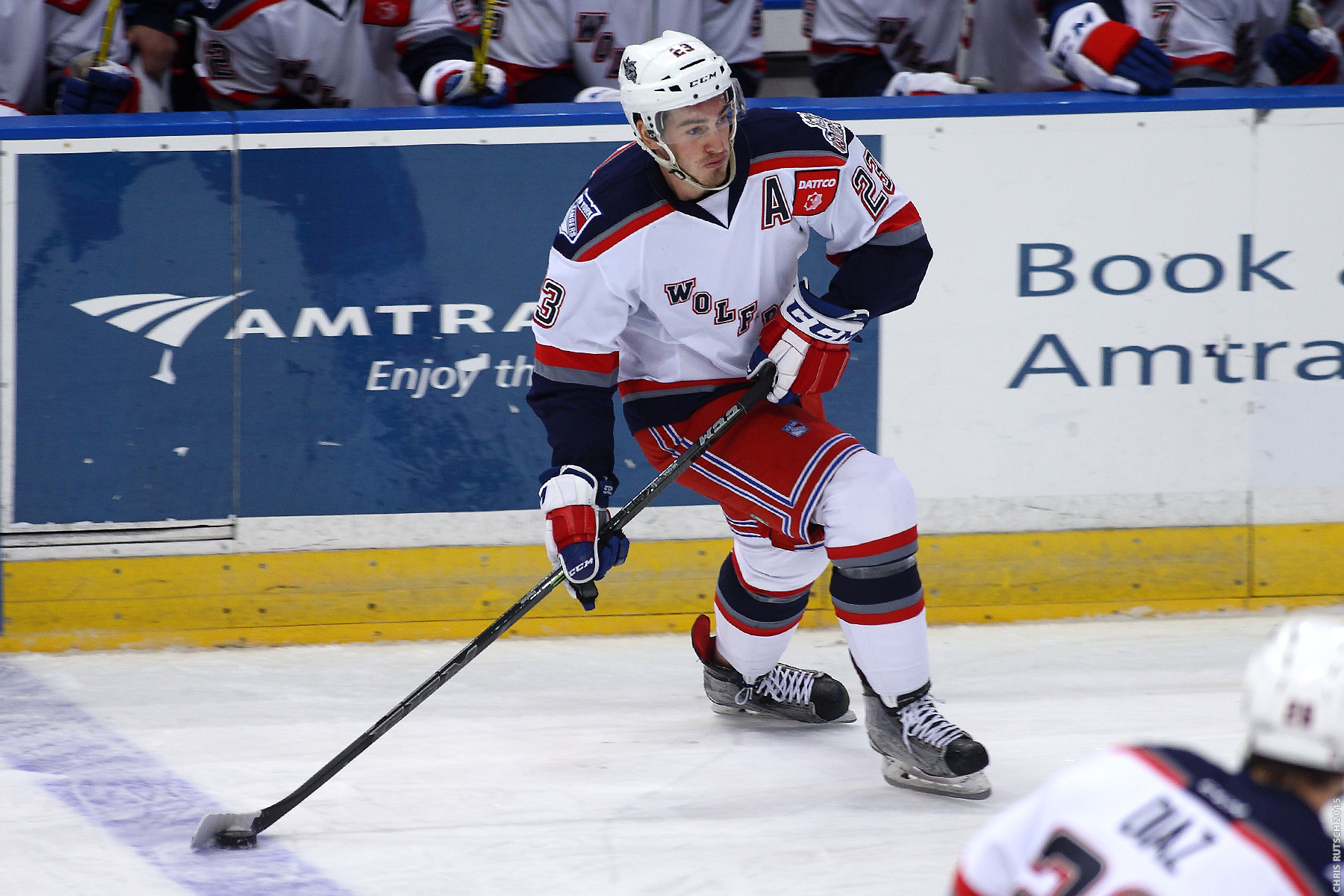 CANTLON’S CORNER: EX-PACK MEGNA, ONE HAPPY BEAR | HOWLINGS