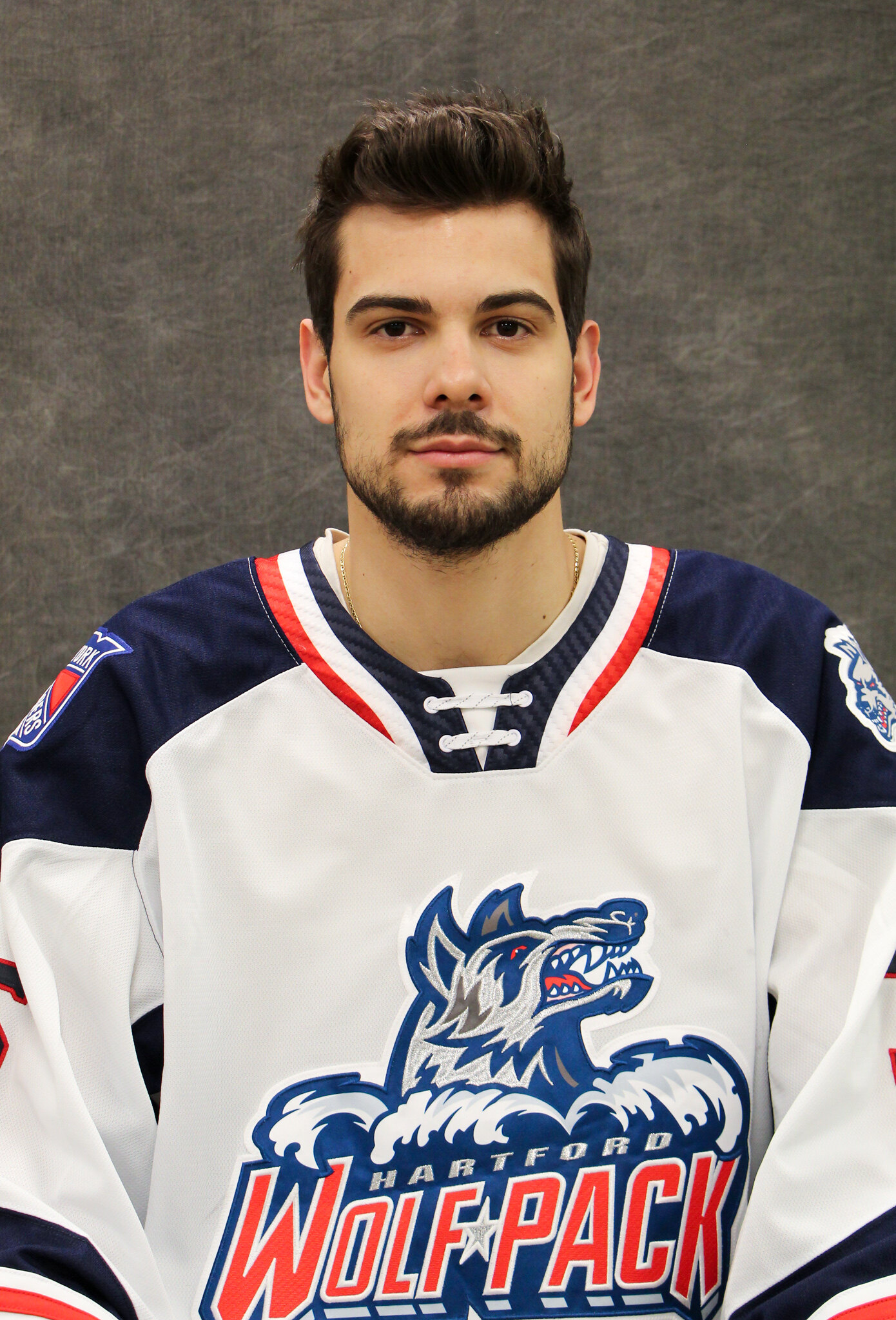 CANTLON: HUSKA LEADING THE PACK - Howlings